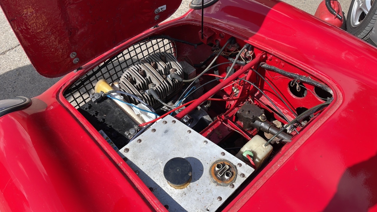 Lot 113 - 1959 BERKELEY T60