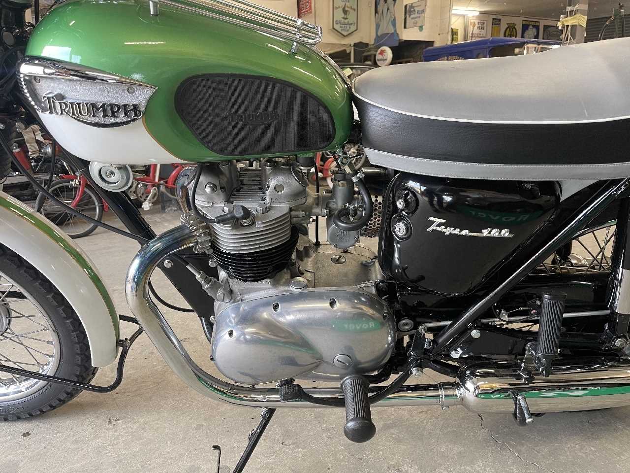 Lot 4 - 1965 TRIUMPH TIGER T100SS