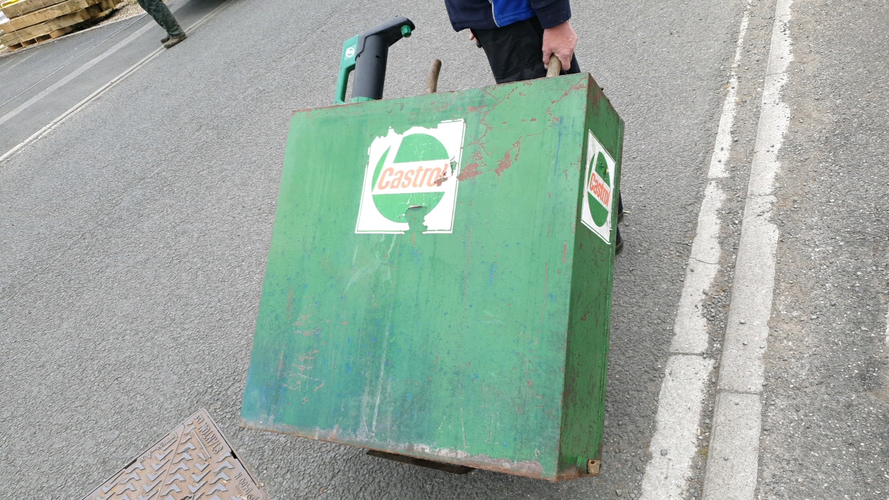 Lot 299 - CASTROL OIL TANK