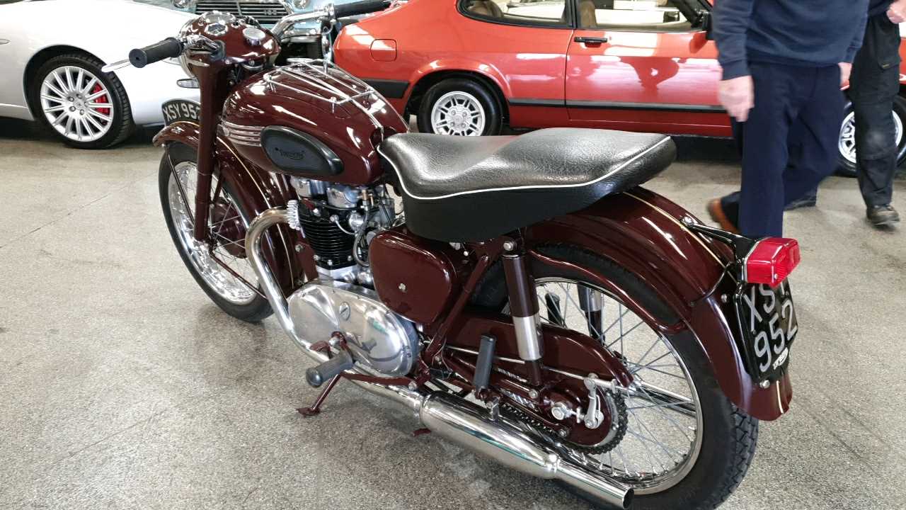 Lot 325 - 1956 TRIUMPH 5T SPEED TWIN