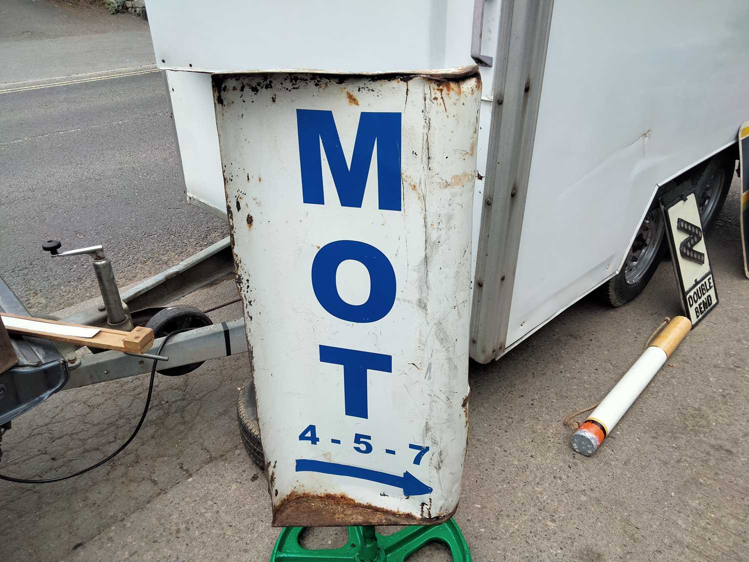 Lot 153 - MOT SIGN