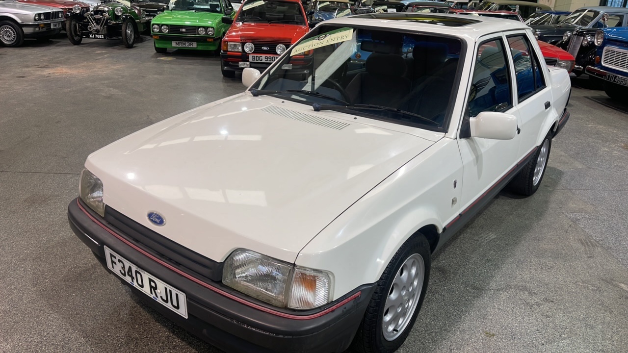 Lot 342 - 1989 FORD ORION INJECTION GHIA