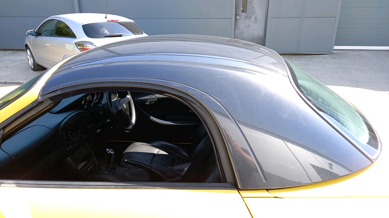 Lot 303 - PORSCHE BOXSTER HARDTOP