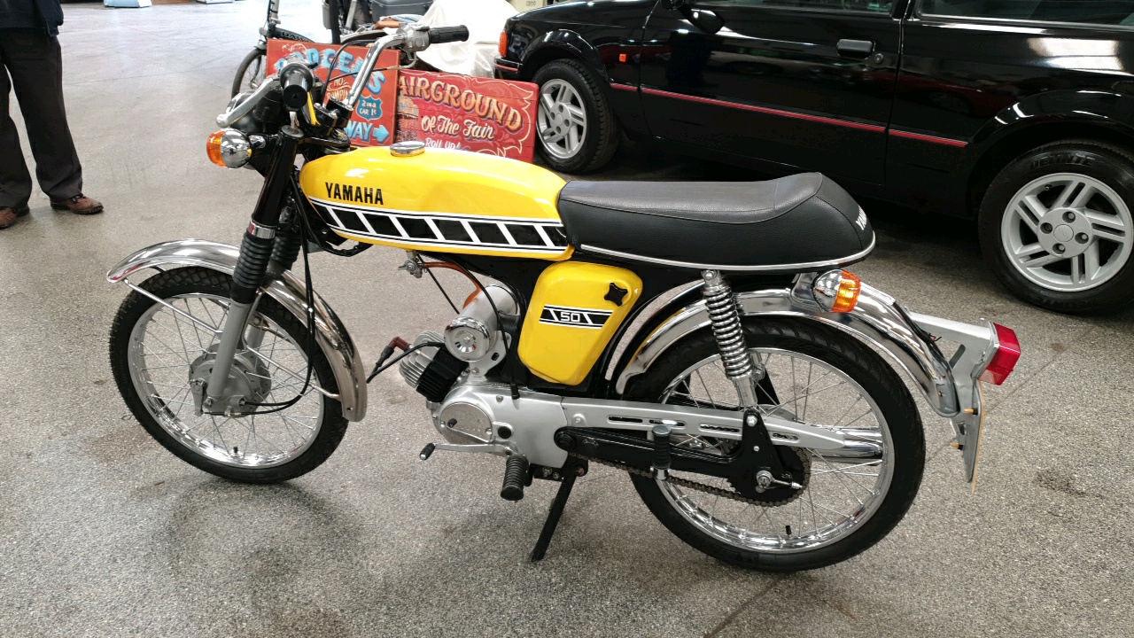 Lot 384 - 1979 YAMAHA FS1E