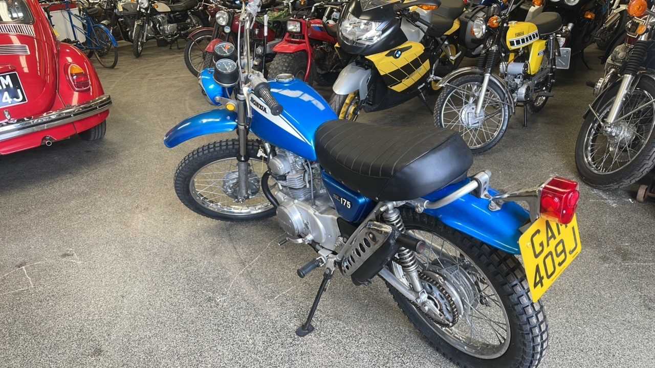 Lot 448 - 1971 HONDA 175 SL