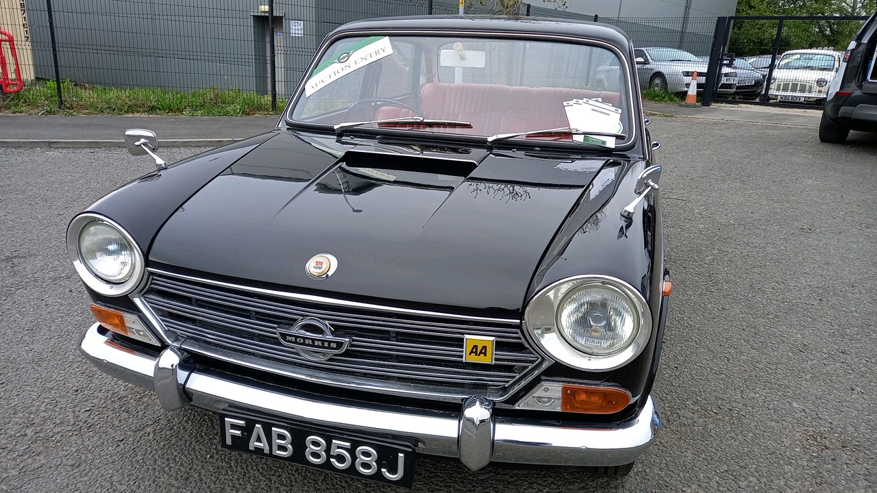 Lot 486 - 1971 MORRIS 1800