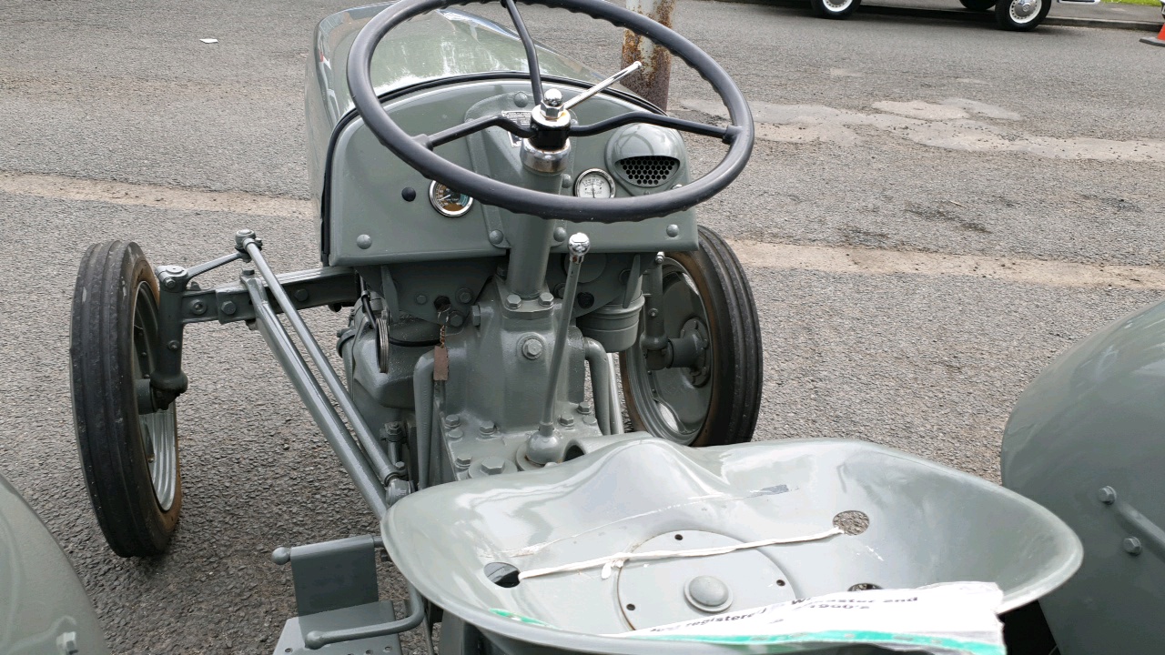 Lot 25 - 1952 FERGUSON T20 TRACTOR