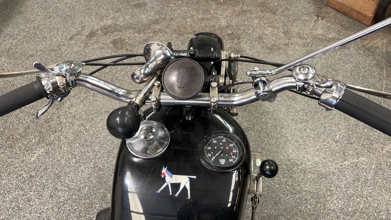 Lot 124 - 1929 ARIEL F