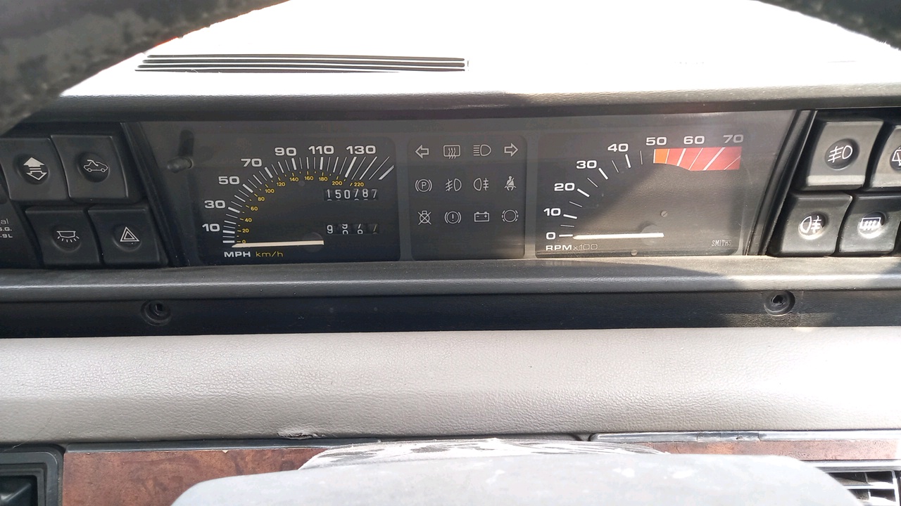 Lot 215 - 1987 ROVER SD1 V8