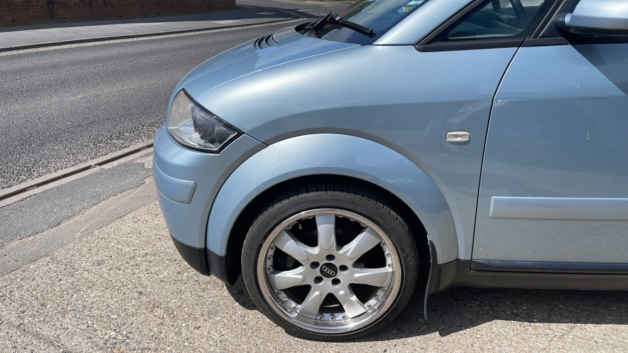 Lot 228 - 2002 AUDI A2