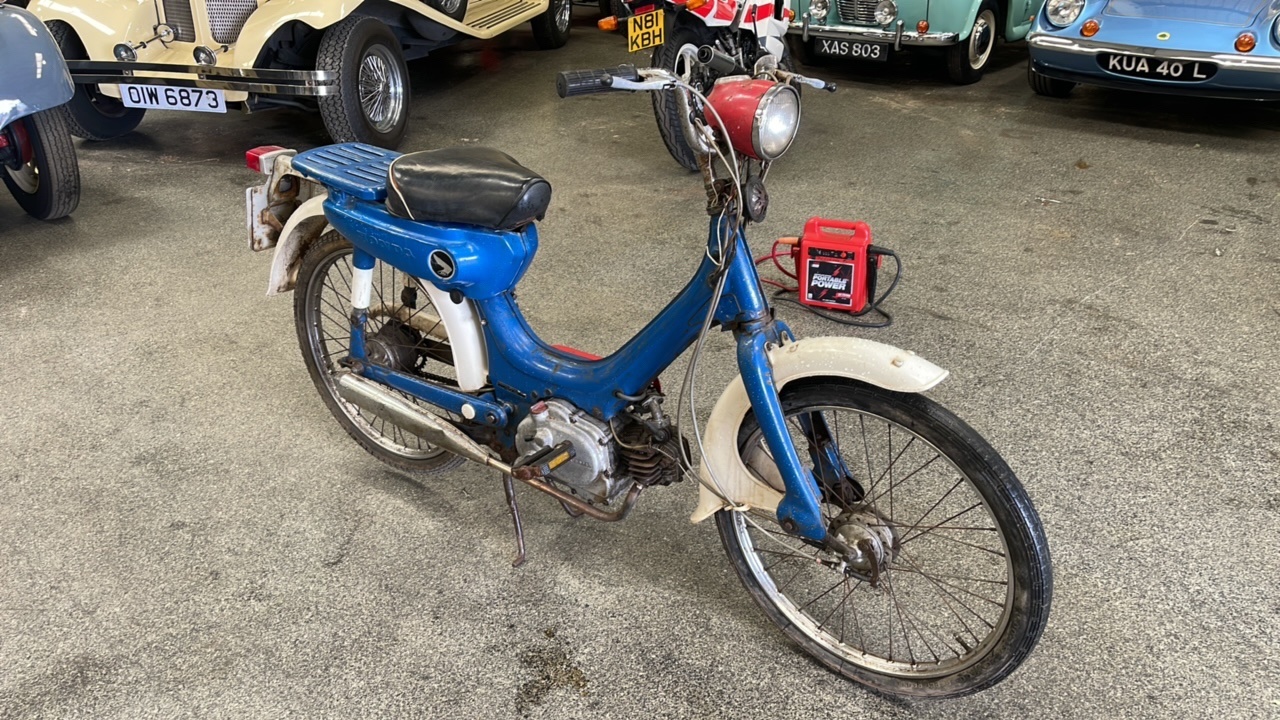 Lot 232 - 1968 HONDA PC50