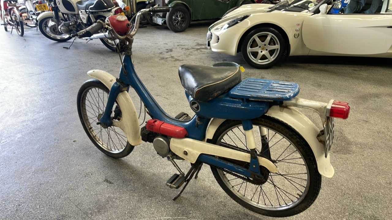 Lot 232 - 1968 HONDA PC50