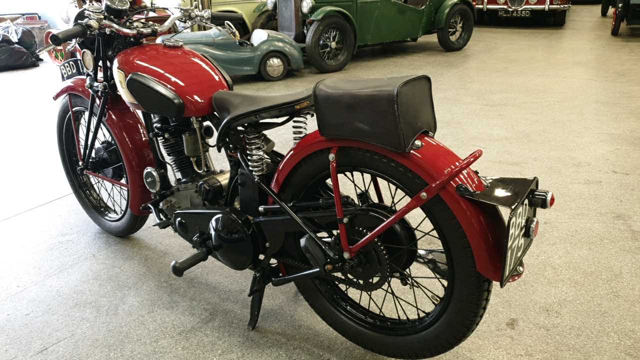 Lot 437 - 1939 PANTHER