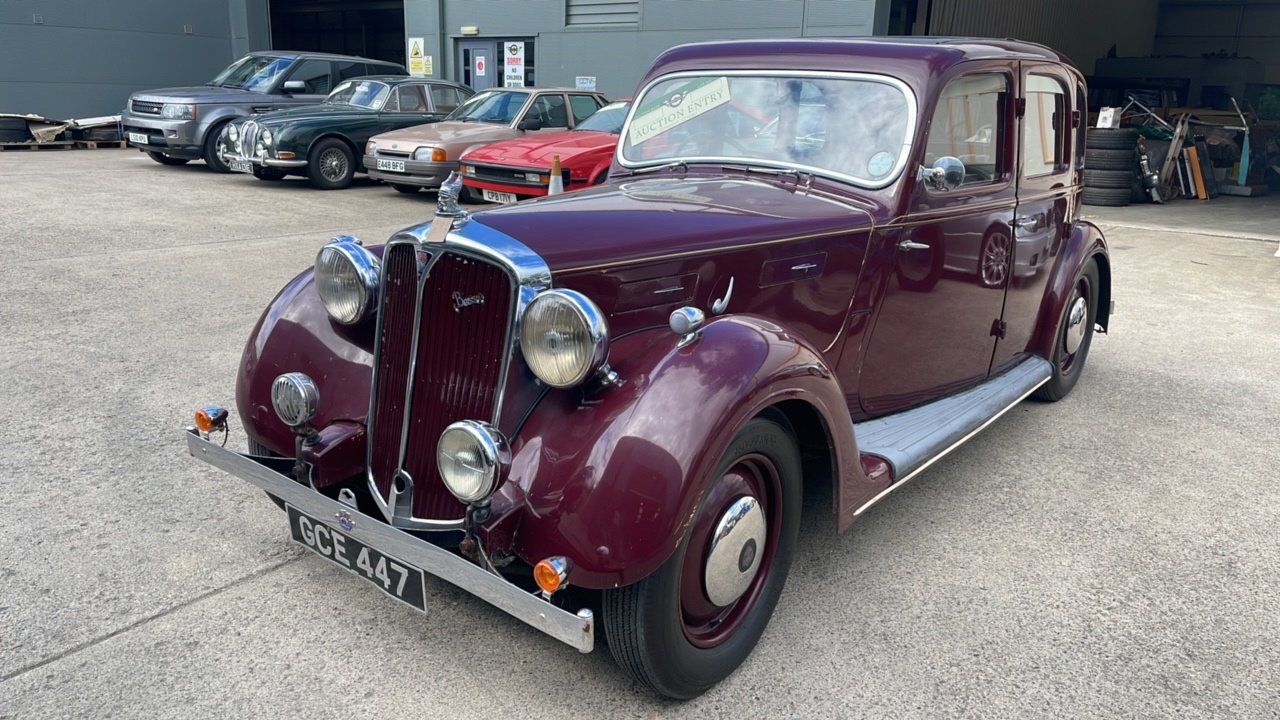 Lot 48 - 1947 ROVER P2