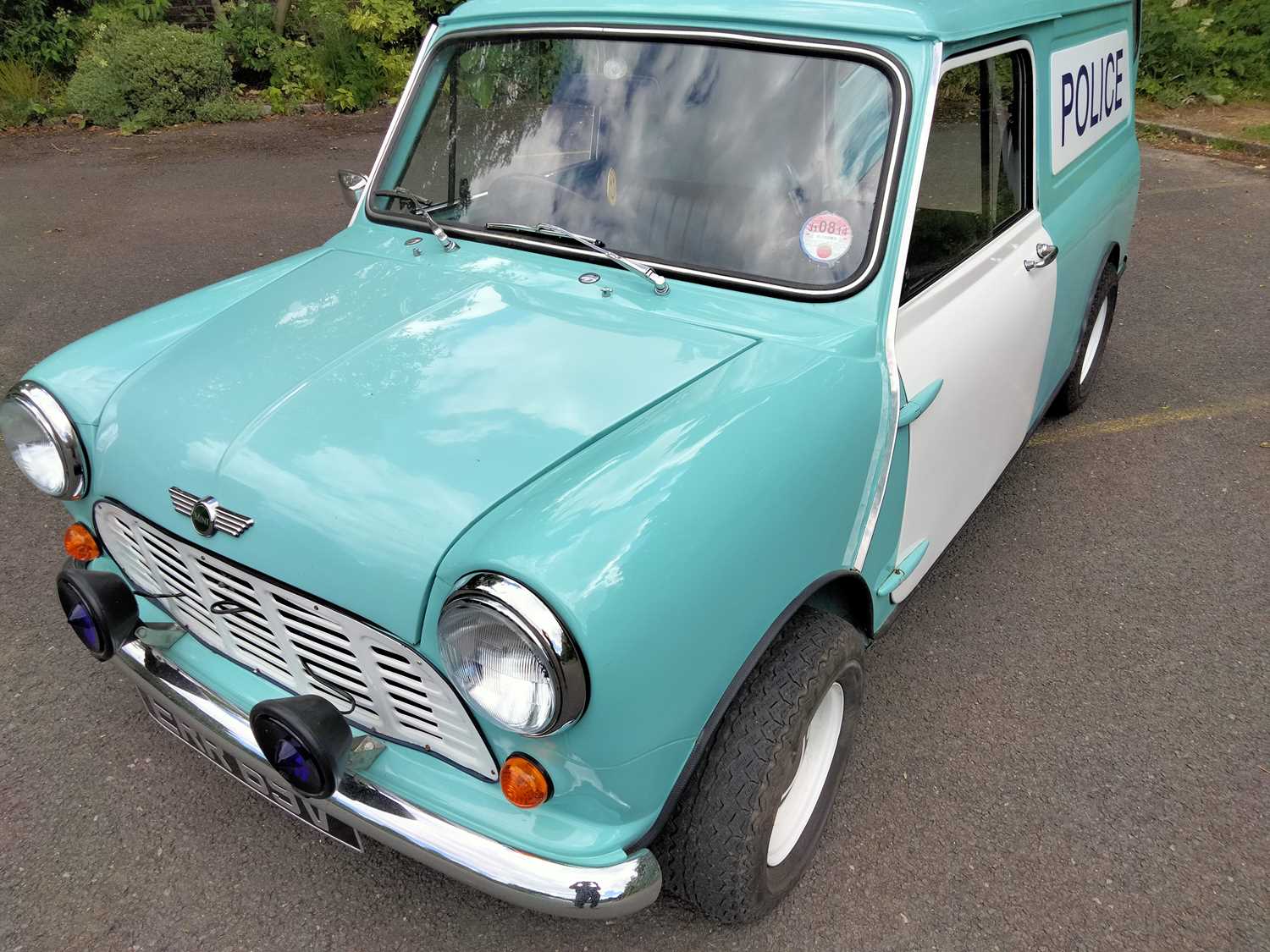 Lot 62 - 1979 AUSTIN MORRIS MINI 850 POLICE VAN