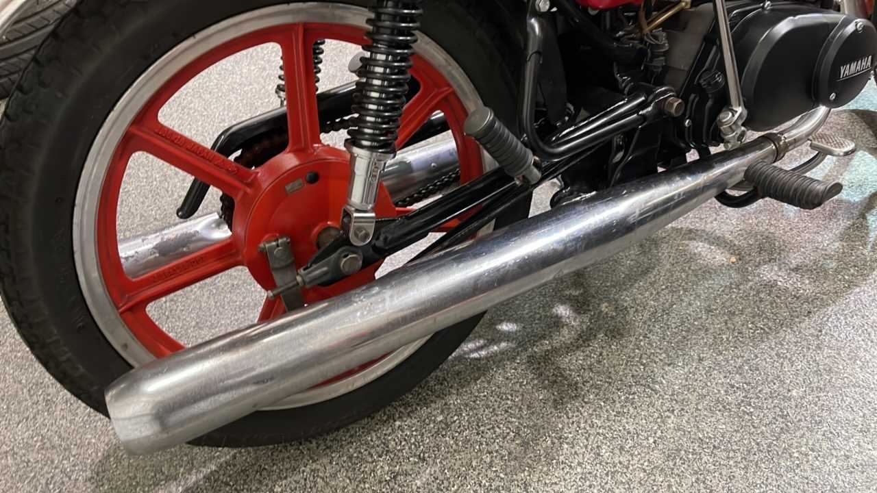 Lot 114 - 1980 YAMAHA RD200DX