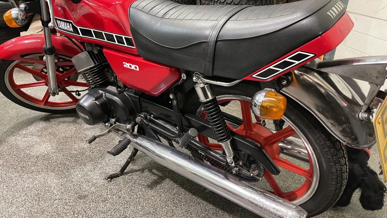 Lot 114 - 1980 YAMAHA RD200DX
