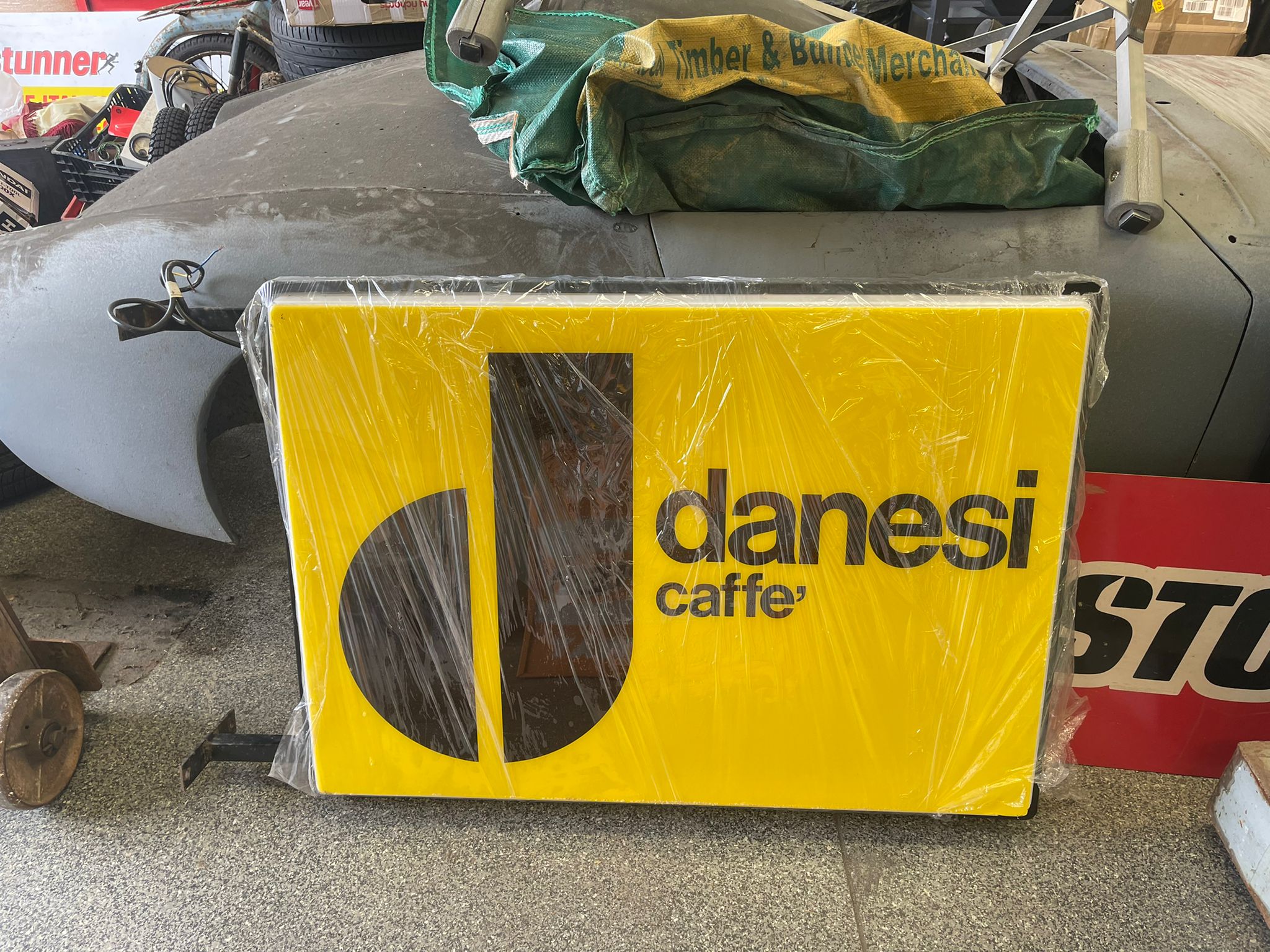 Lot 291 - DANESI LIGHT UP SIGN