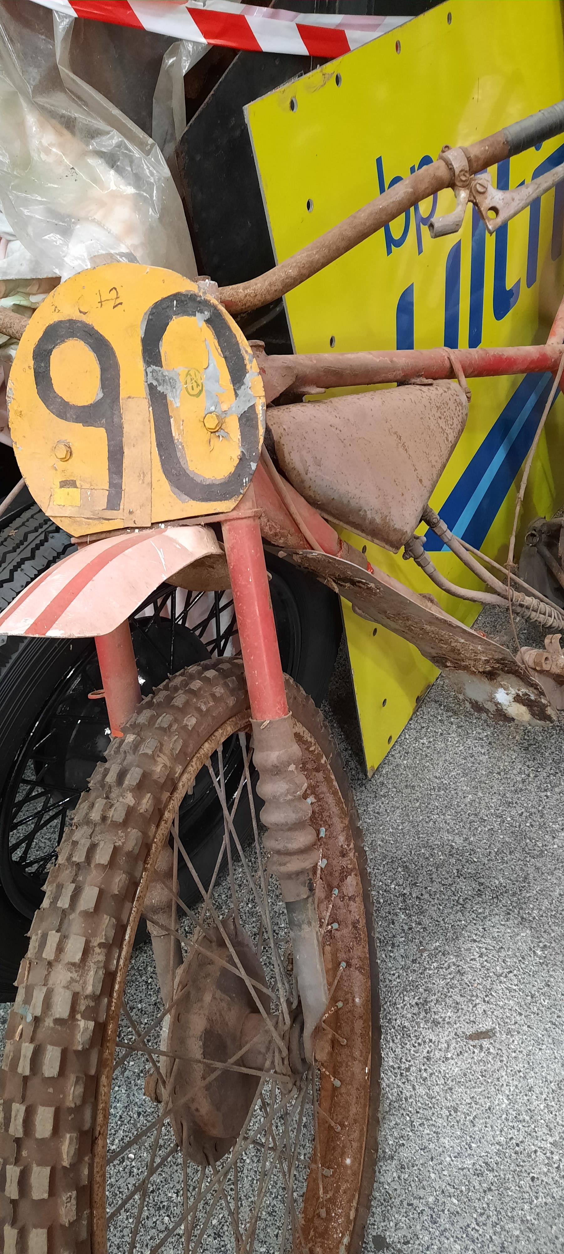 Lot 320 - TRACK BIKE "PROJECT"