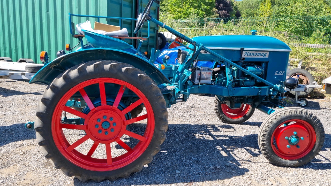 Lot 13 - 1958 HANOMAG TRACTOR
