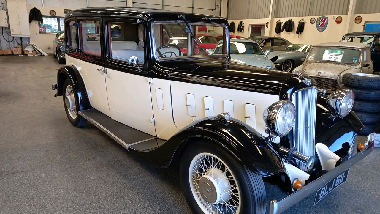 Lot 114 - 1935 AUSTIN 16 YORK