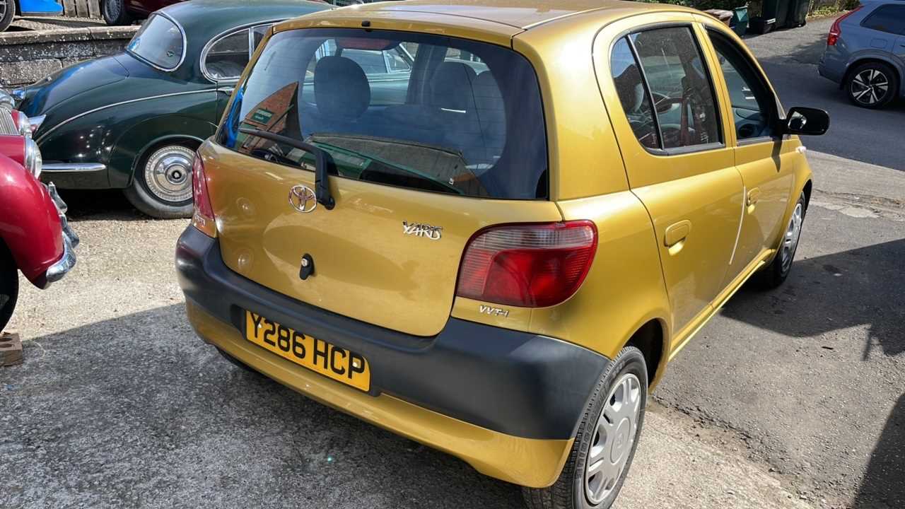 Lot 272 - 2001 TOYOTA YARIS GS