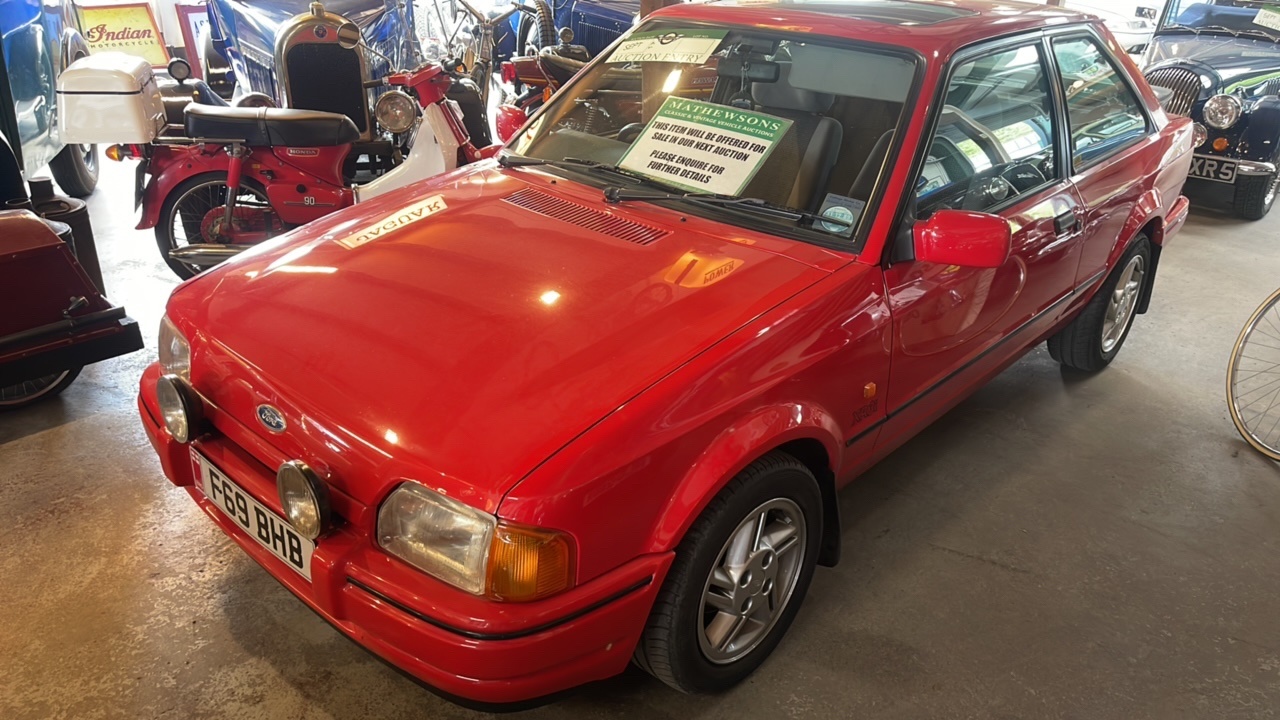 Lot 298 - 1989 FORD ESCORT XR3 INJ
