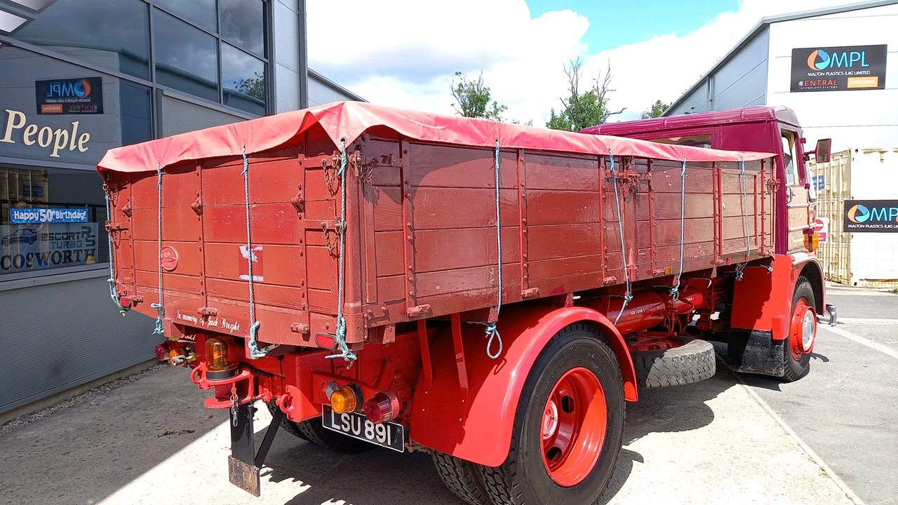 Lot 392 - 1959 FODEN S20 GARDNER 6 LW