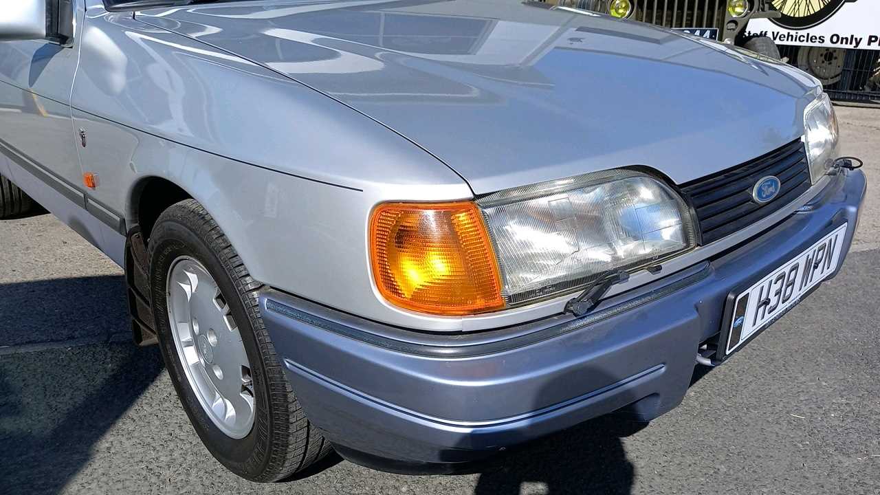 Lot 485 - 1990 FORD SIERRA SAPPHIRE 2000E