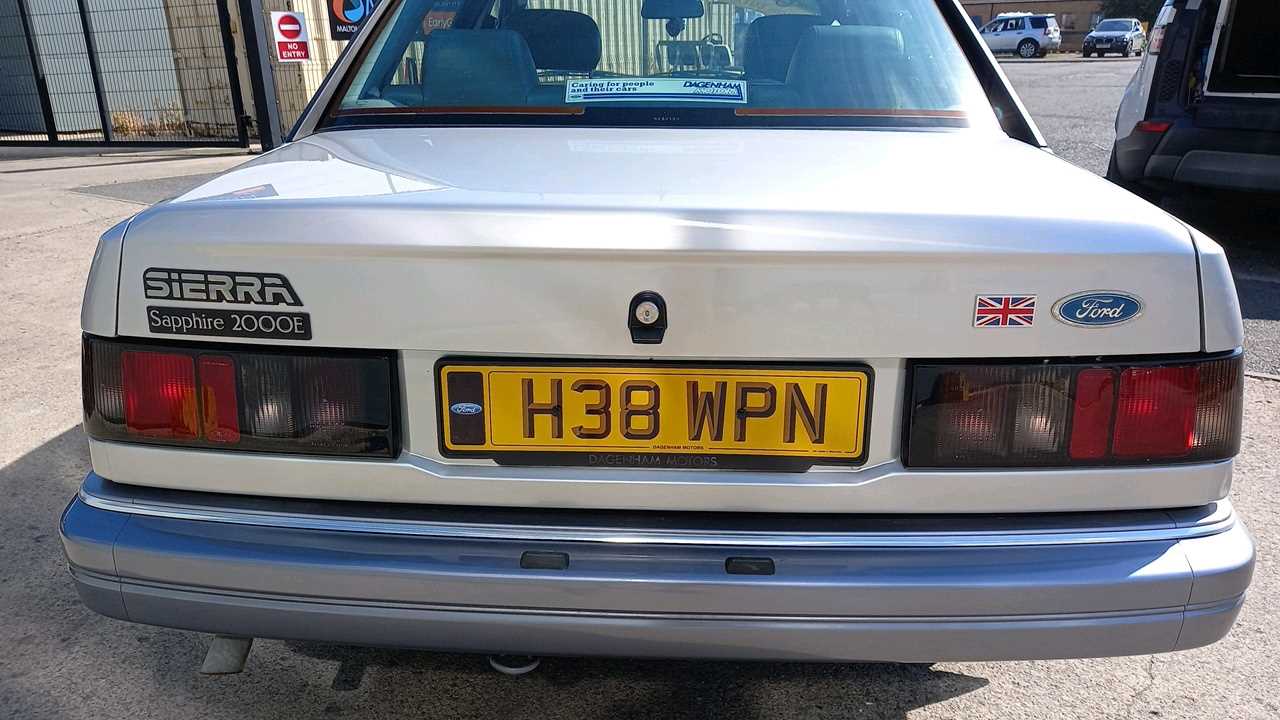 Lot 485 - 1990 FORD SIERRA SAPPHIRE 2000E