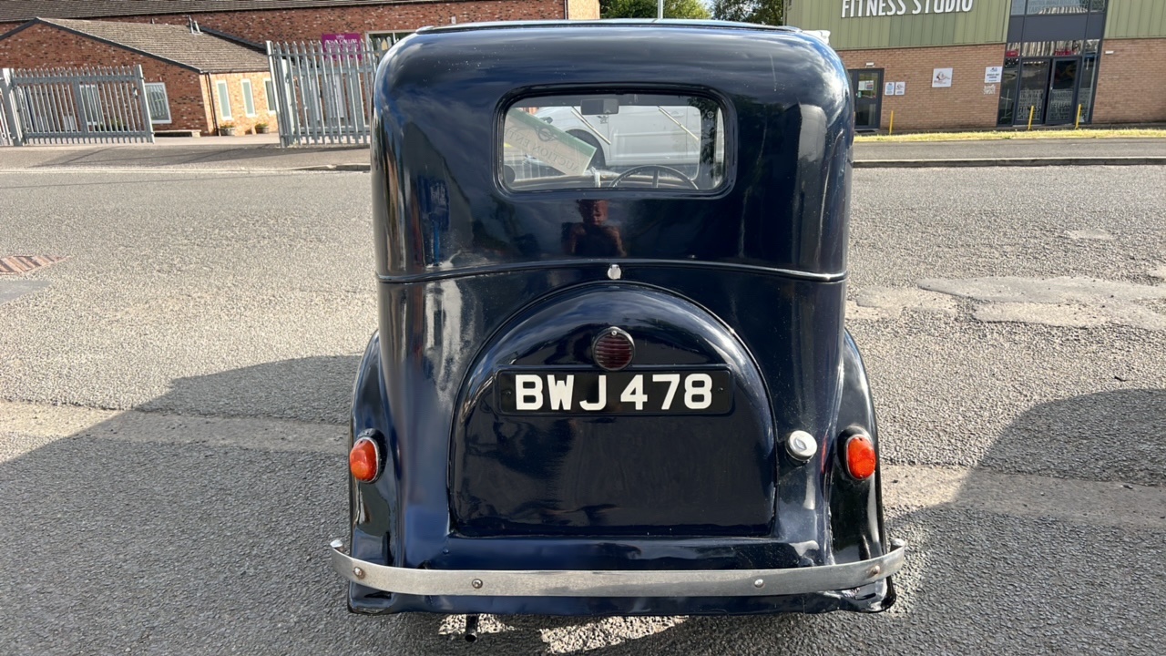 Lot 587 - 1936 AUSTIN RUBY