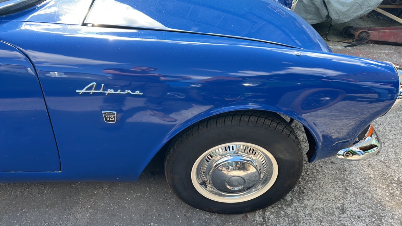 Lot 642 - 1966 SUNBEAM ALPINE