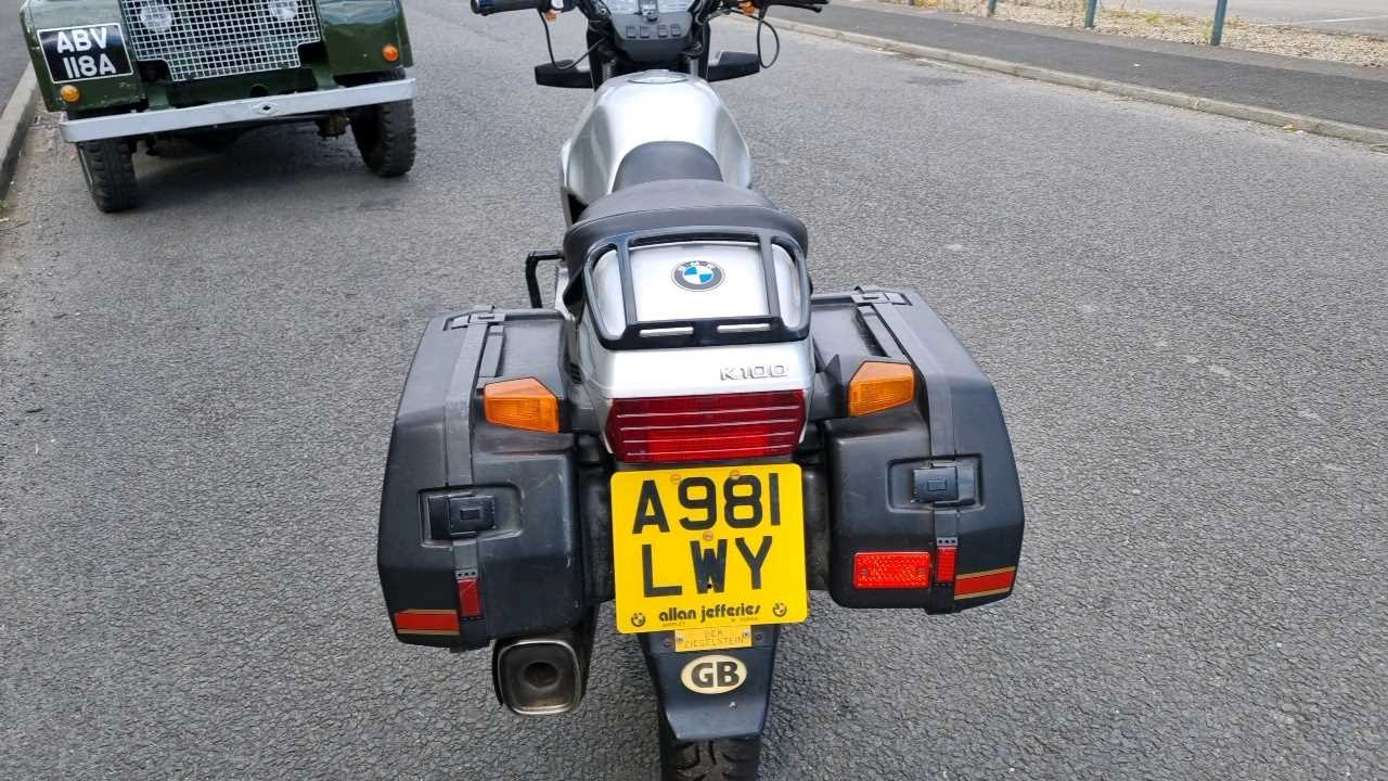 Lot 669 - 1983 BMW K100