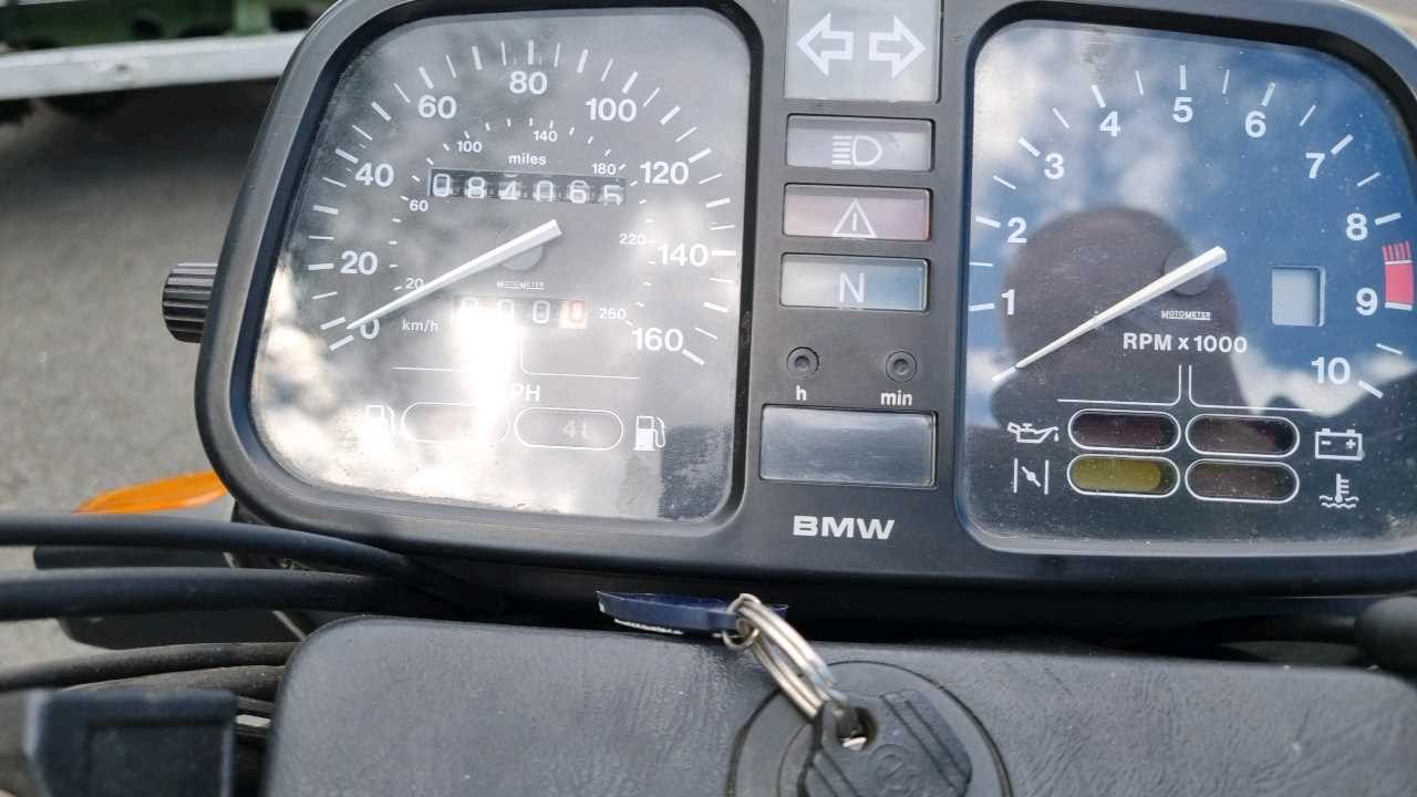 Lot 669 - 1983 BMW K100