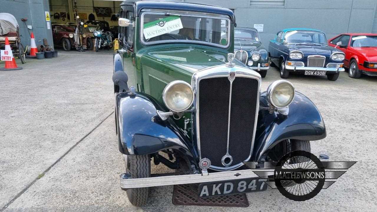 Lot 28 - 1935 MORRIS A 12/4