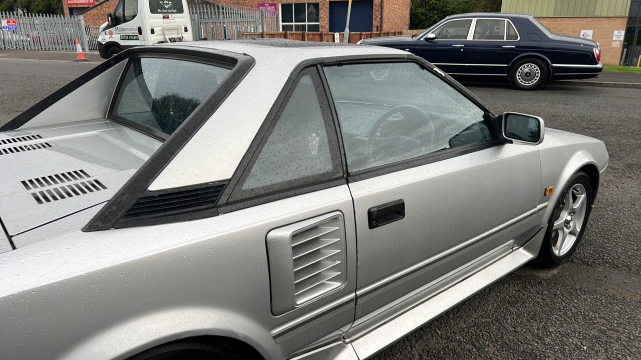 Lot 75 - 1988 TOYOTA MR2