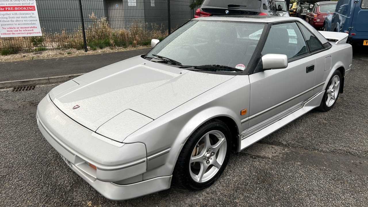 Lot 75 - 1988 TOYOTA MR2