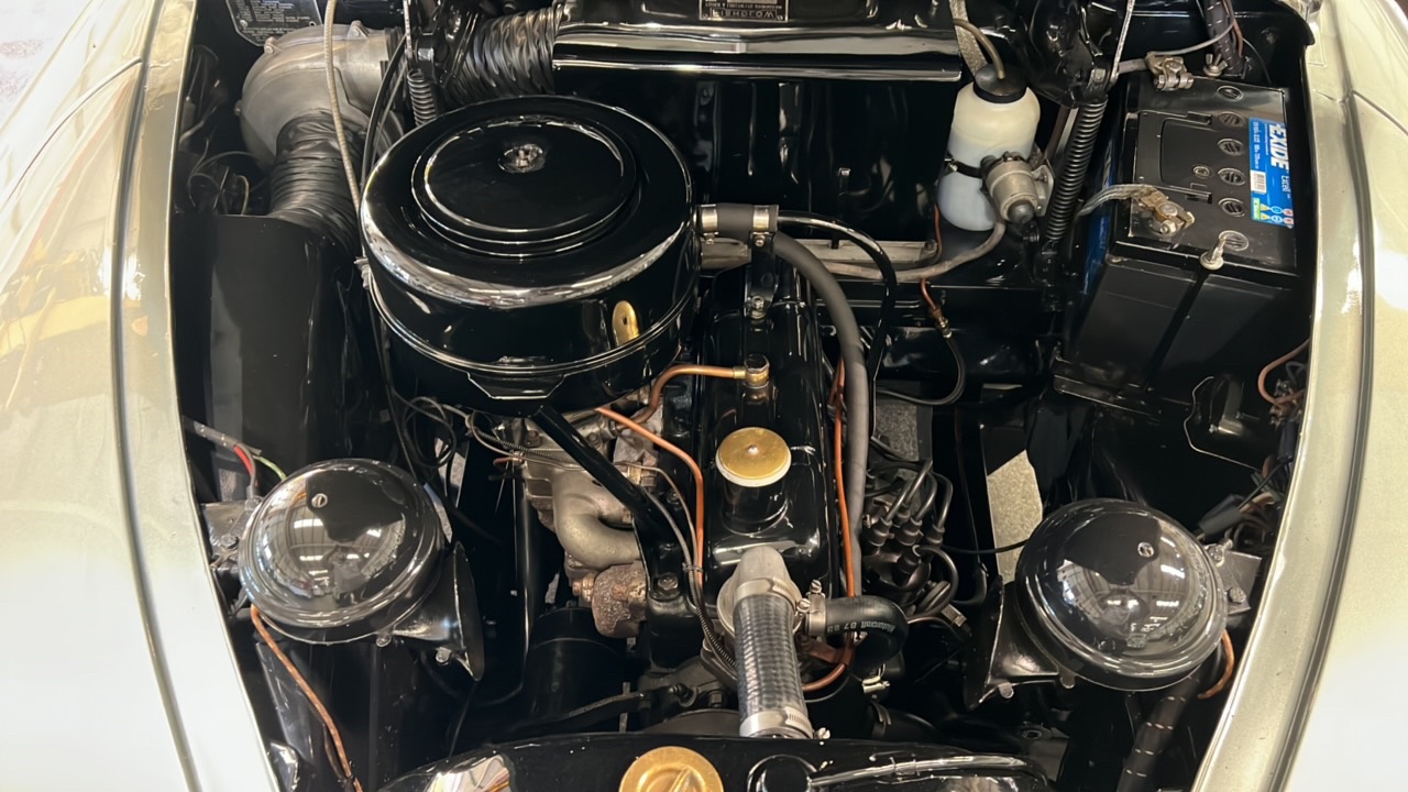 Lot 88 - 1952 STANDARD VANGUARD