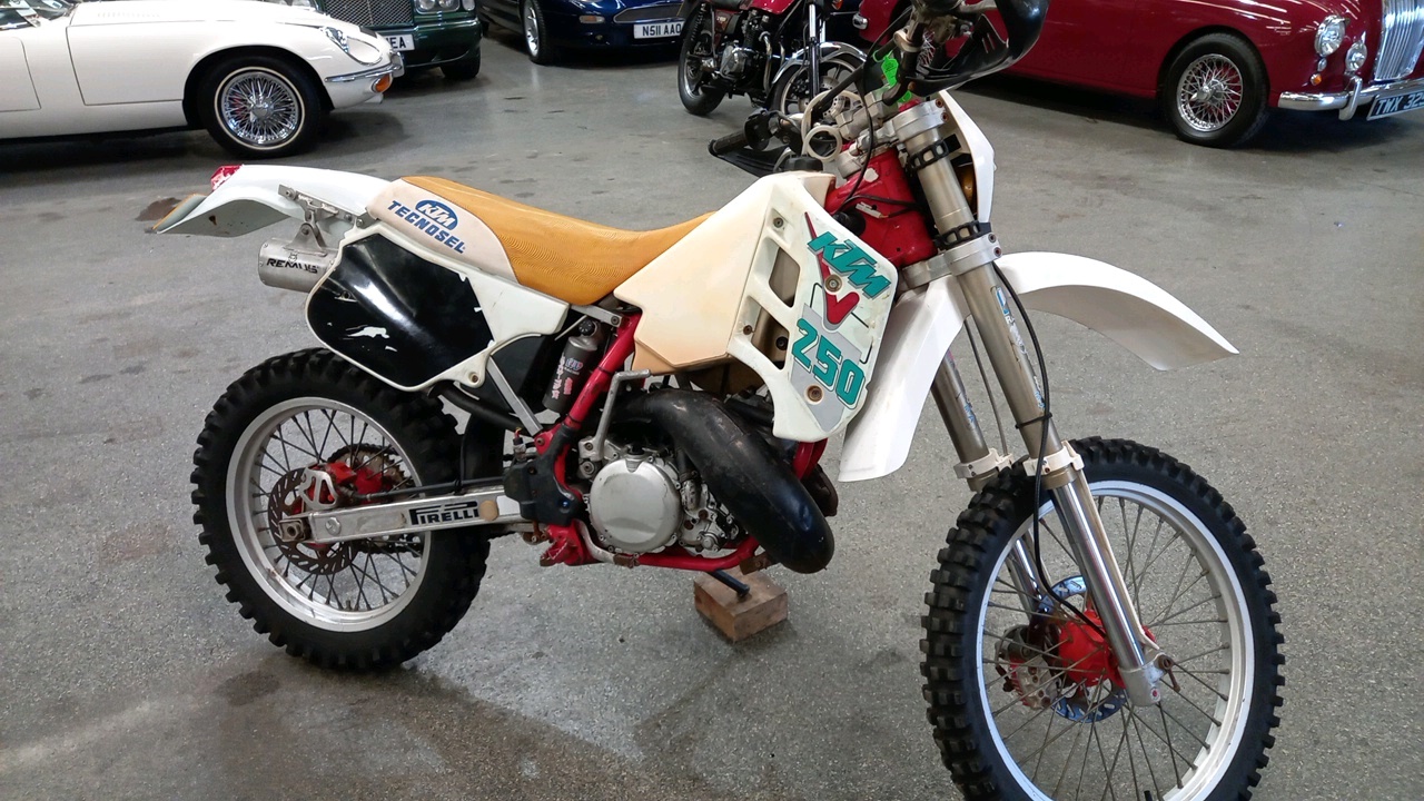 Lot 94 - 1989 KTM MX250
