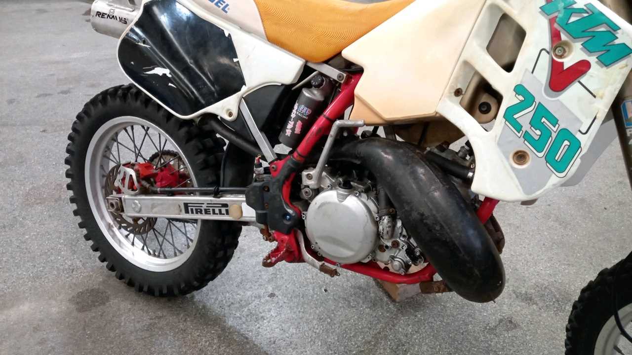 Lot 94 - 1989 KTM MX250