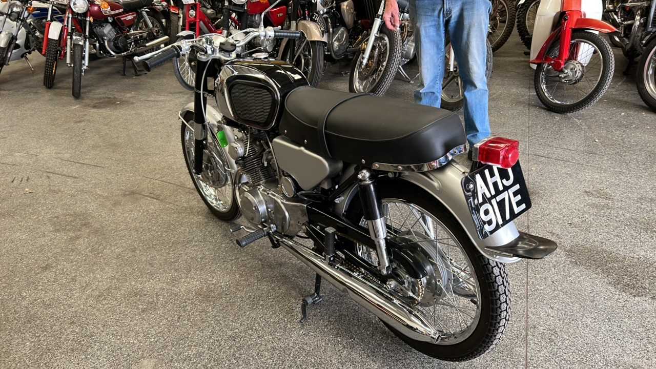 Lot 144 - 1967 HONDA CB160