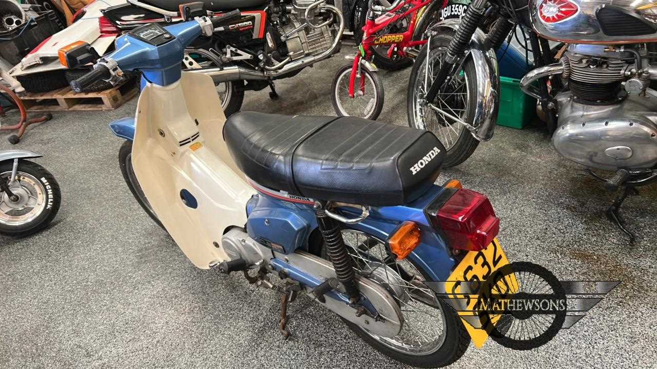 Lot 158 - 1990 HONDA C90