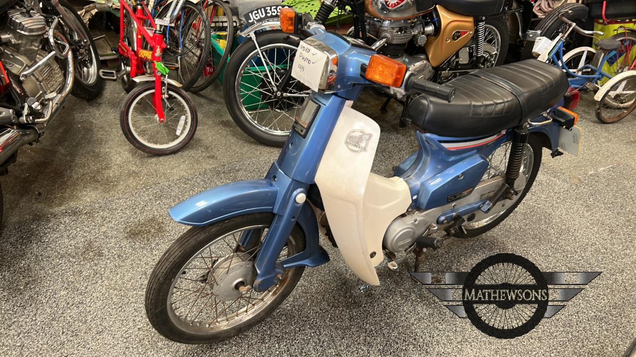 Lot 158 - 1990 HONDA C90