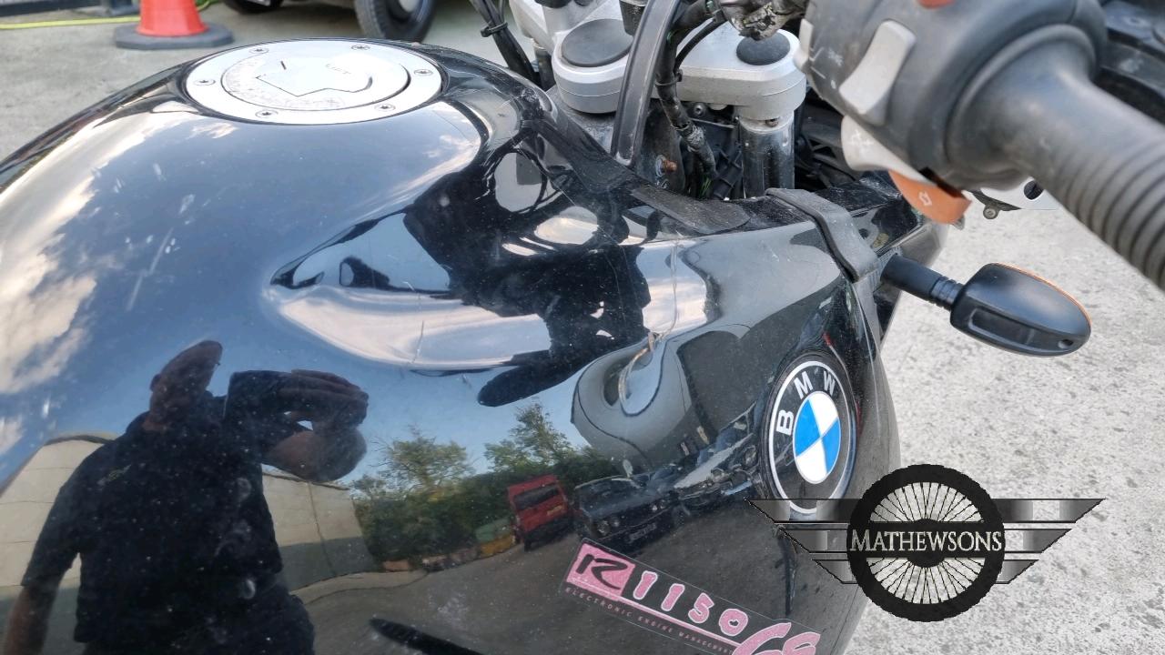 Lot 220 - 2001 BMW R1150GS