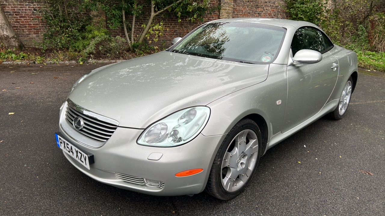 Lot 432 - 2004 LEXUS SC430 AUTO