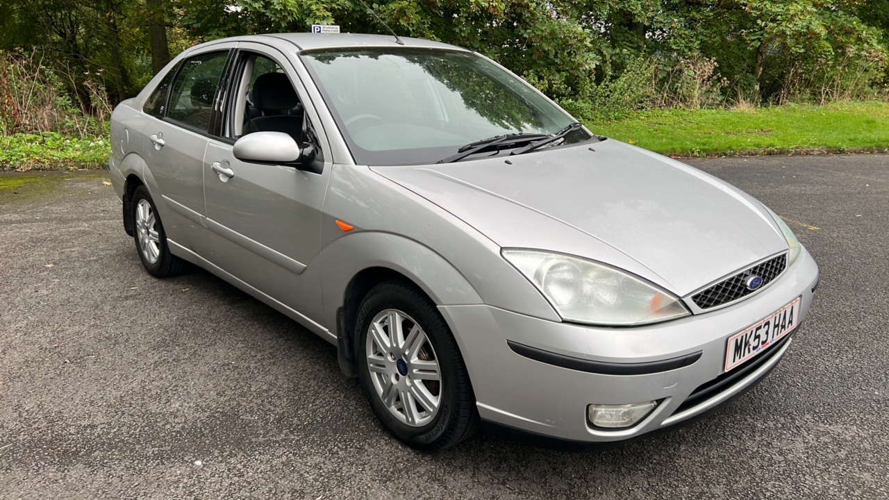 Lot 452 - 2003 FORD FOCUS GHIA