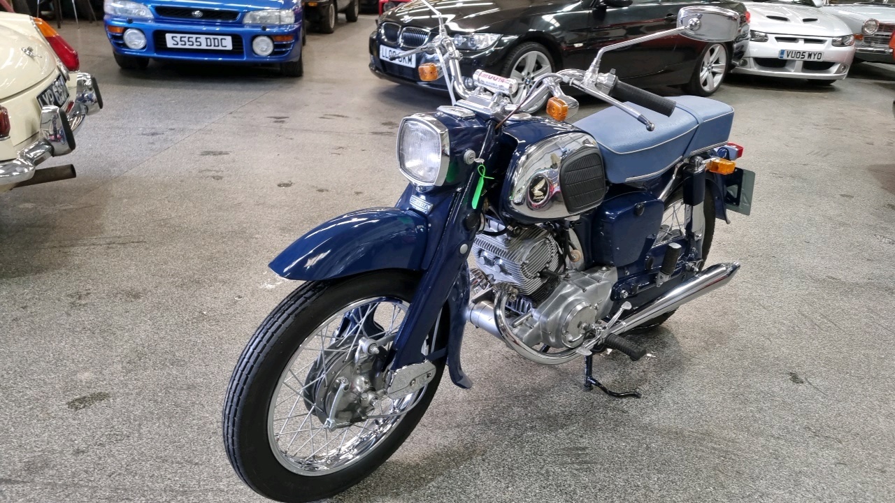Lot 334 - 1964 HONDA C95 BENLY