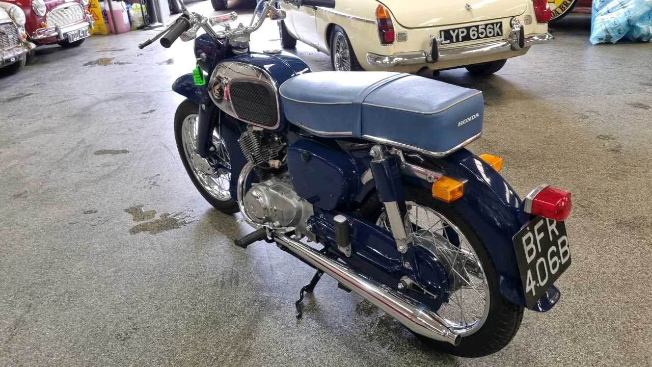 Lot 334 - 1964 HONDA C95 BENLY