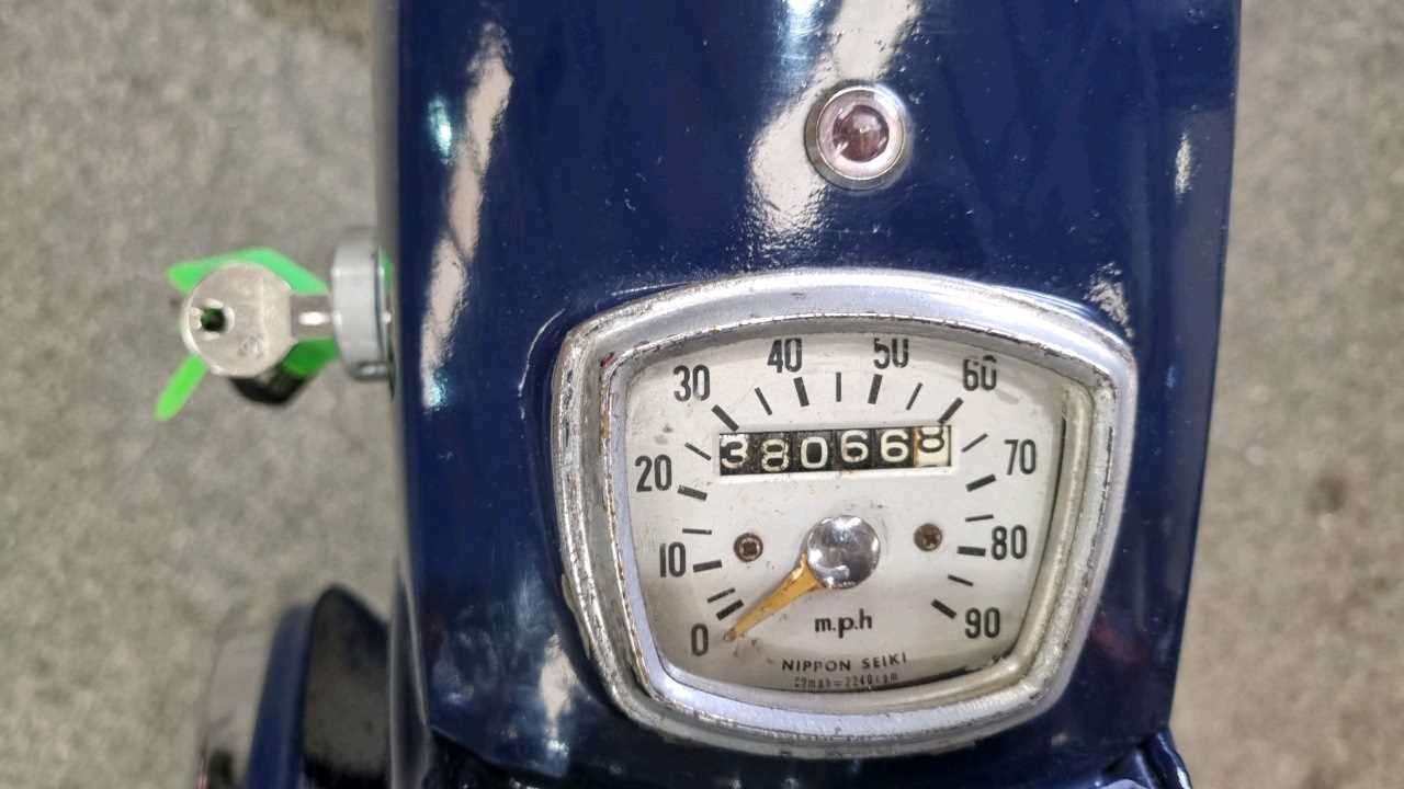 Lot 334 - 1964 HONDA C95 BENLY