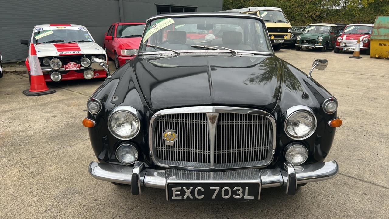 Lot 496 - 1972 ROVER P5B COUPE